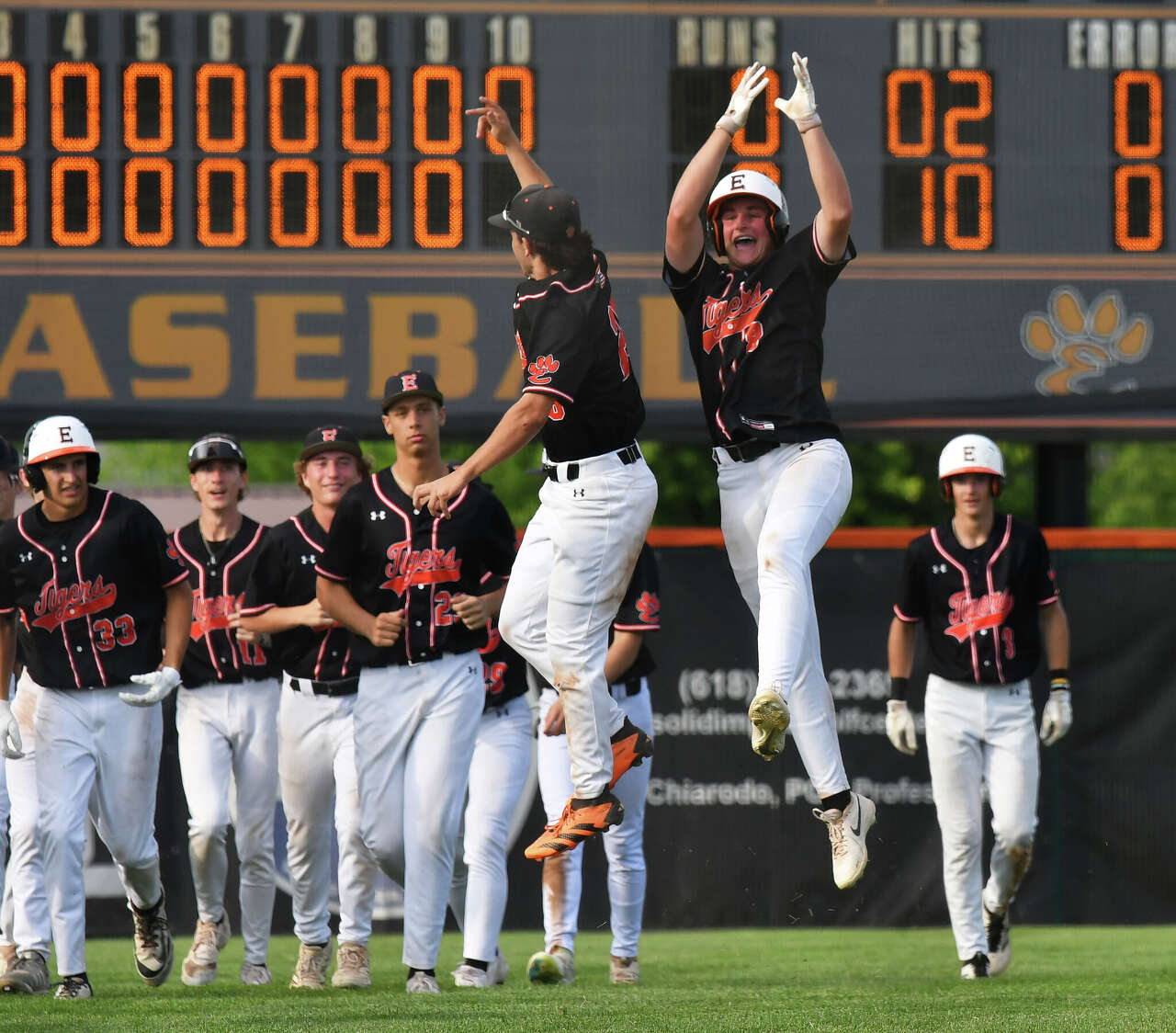 Edwardsville baseball overcomes injuries to win seventh straight SWC title