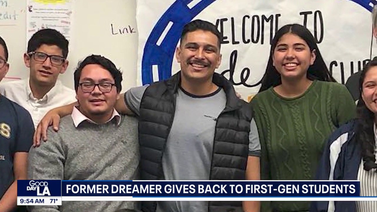 Former Dreamer gives back to first-gen students