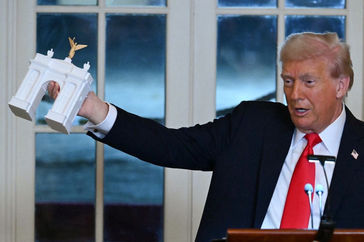 Trump’s arch to be built under ambitious construction schedule