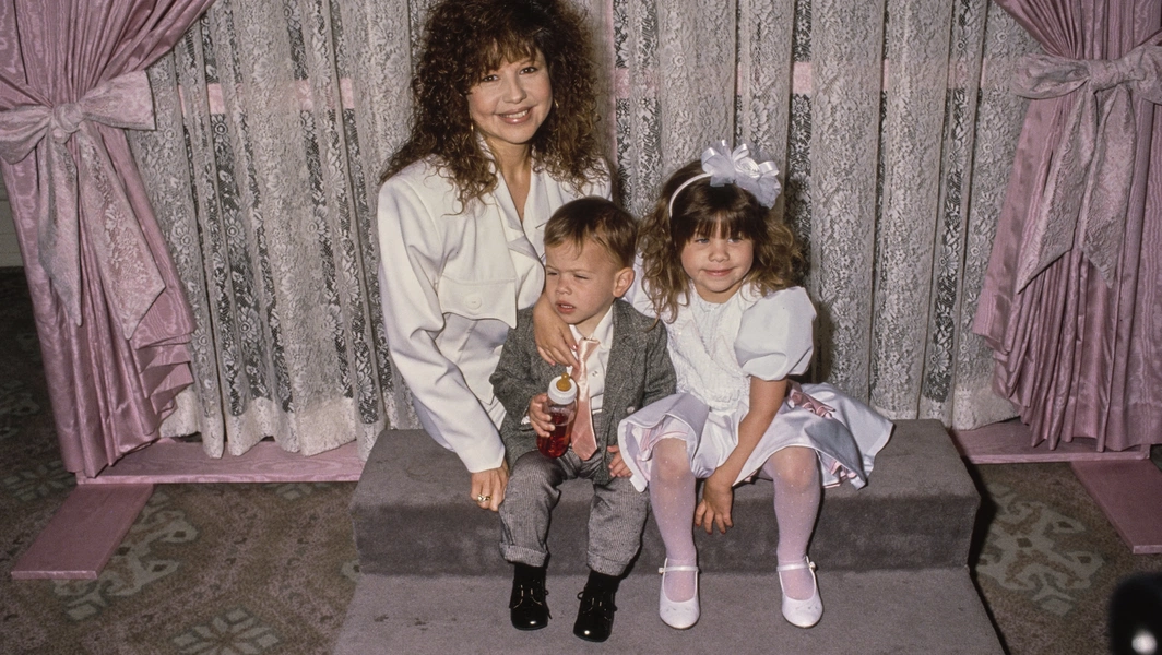 16 celebrity offspring who surpassed their parents' fame