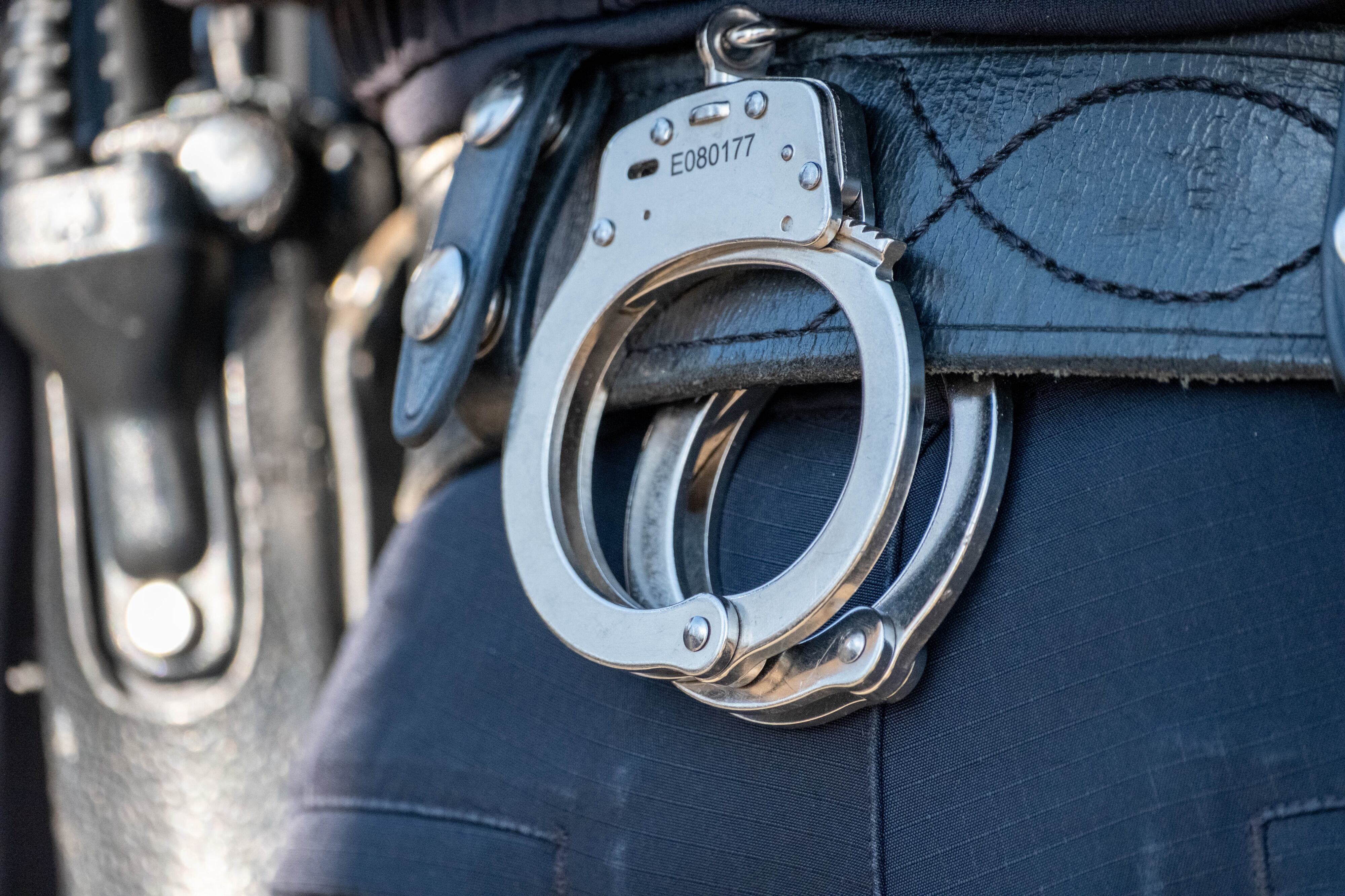 Man arrested in NH in connection with dragging Mass. police officer ...