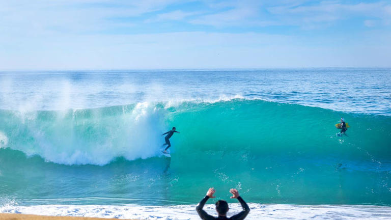 Biggest wedge ever? 20ft south swell detonates Newport in pure carnage ...