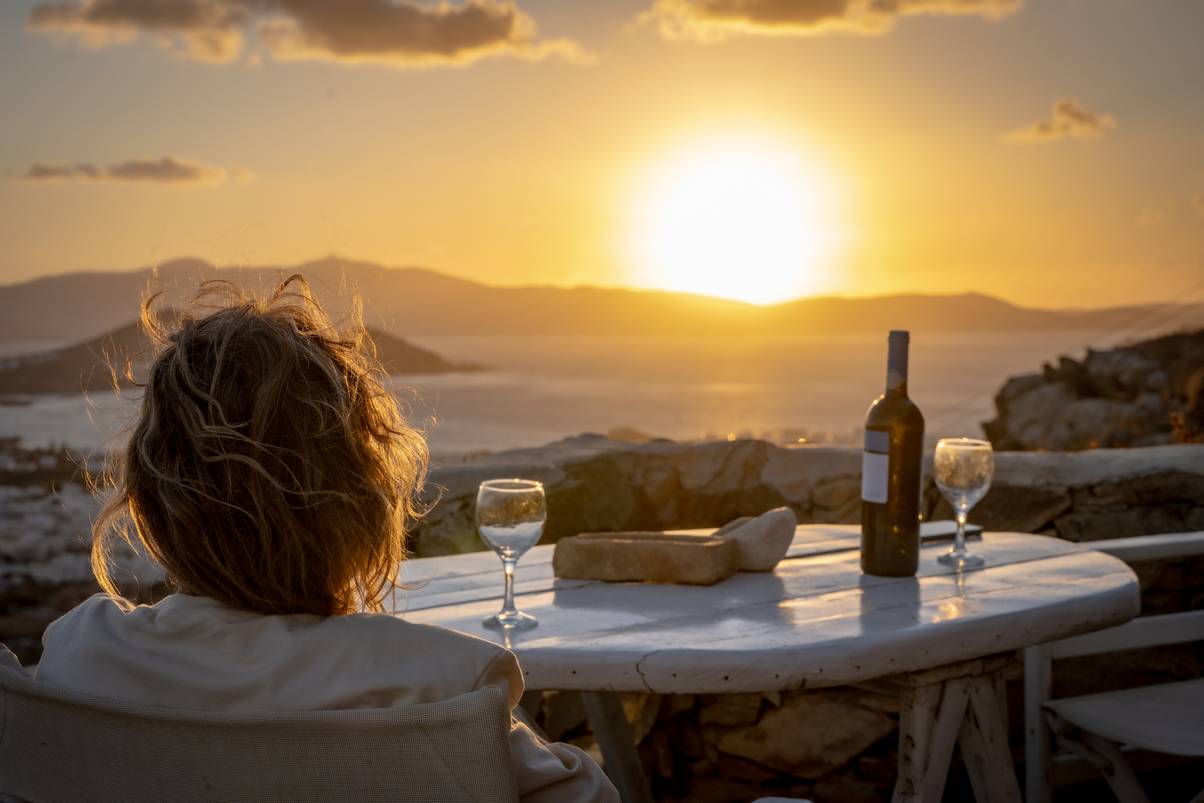 Doctor explains the four key signs you're in the alcoholic danger zone