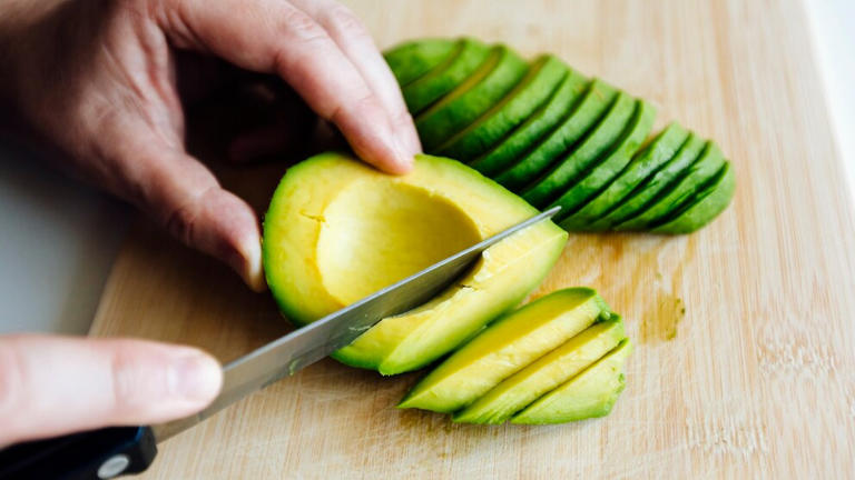 The effect of one avocado per day on blood sugar