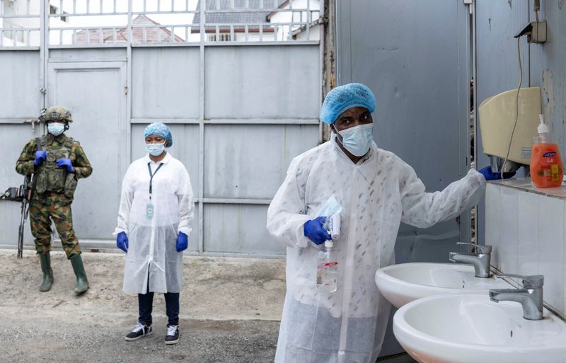 Pruebas del ébola se han paralizado en tres laboratorios del Congo por ...
