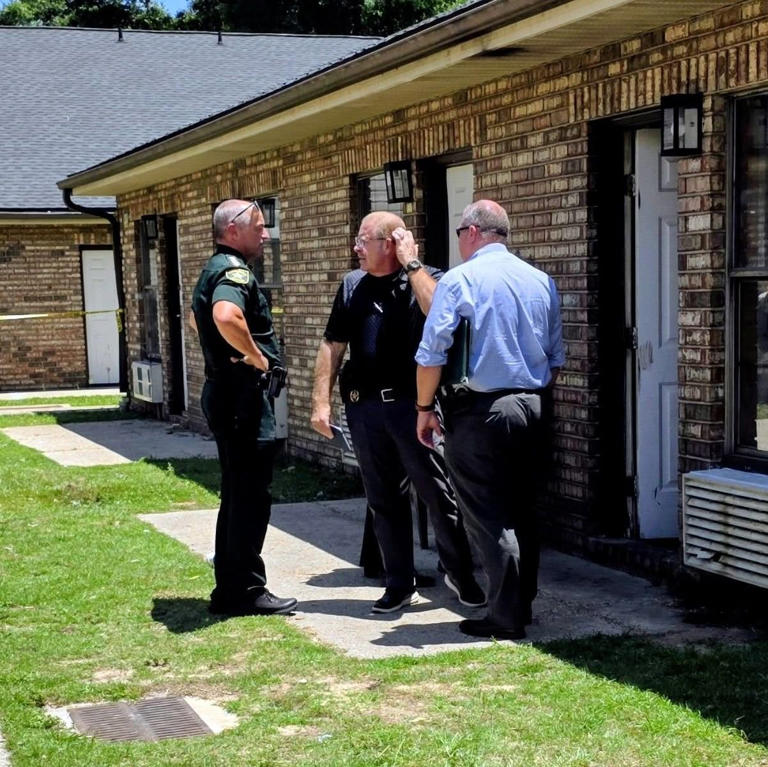 ECSO: 1 dead, another injured in shooting at Pensacola hotel