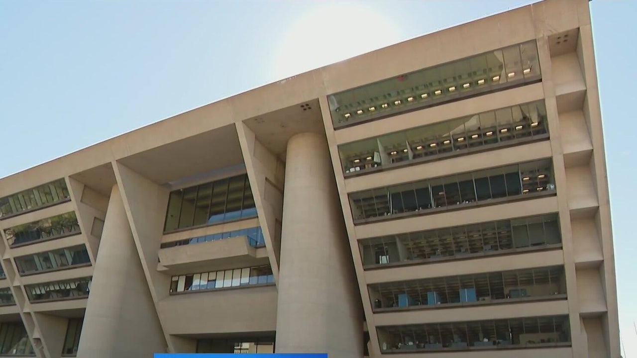 Dallas council relocation vote on city hall delayed after judge grants ...