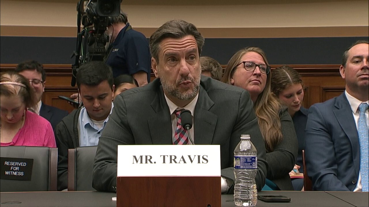 Clay Travis offers solution to save NFL fans some money as streaming ...