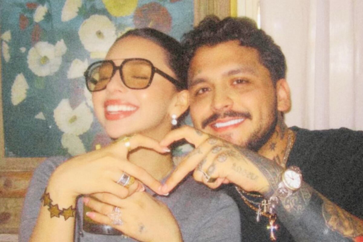 ¿Exhibió a Ángela? La atrevida foto que Christian Nodal publicó de su ...