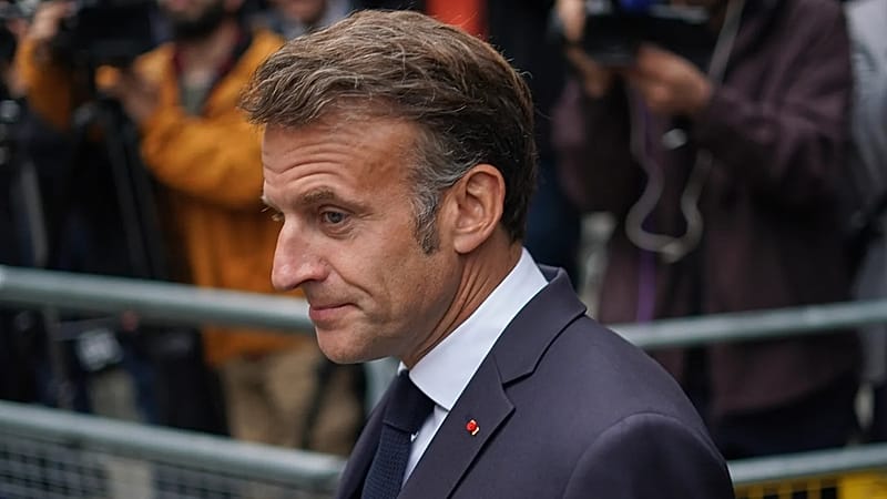 Lyhanna : Emmanuel Macron appelle à réagir "sans démagogie" face aux ...
