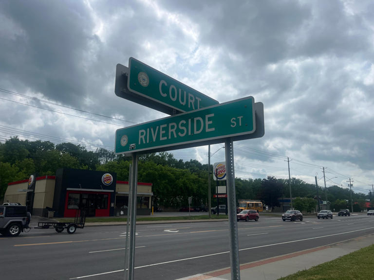 Two teens charged with assault following East Side Binghamton stabbing