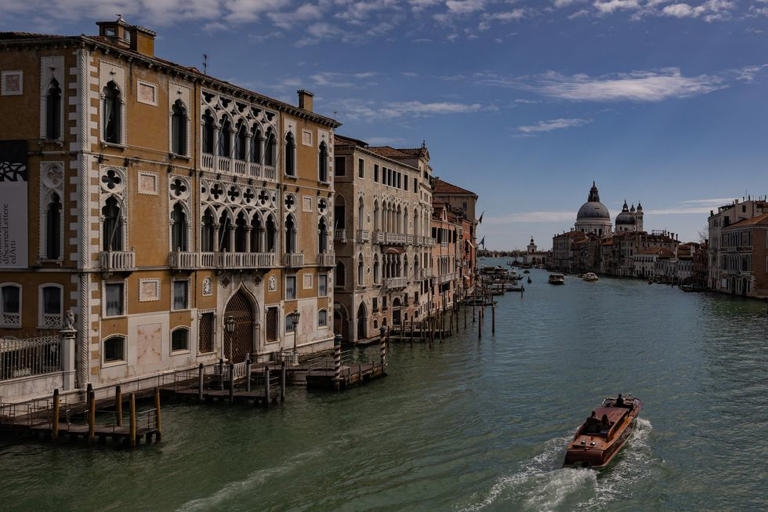 Briton drowns after falling into Venice canal in tragic holiday incident