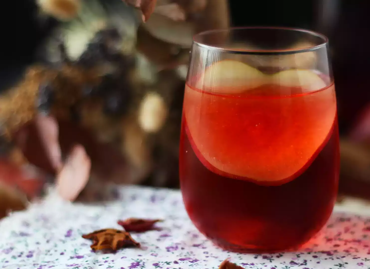 The perfect cocktail for Valentine's Day, the cranberry spritz!