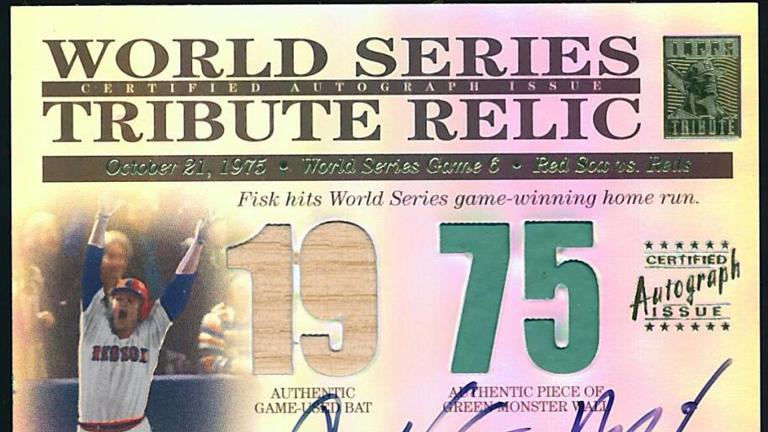 The 4 essential Carlton Fisk cards through the years