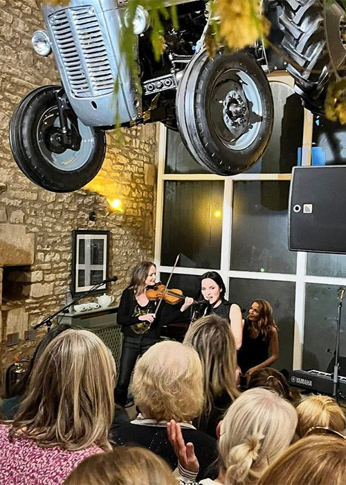The Corrs get cosy with Jeremy Clarkson on latest series