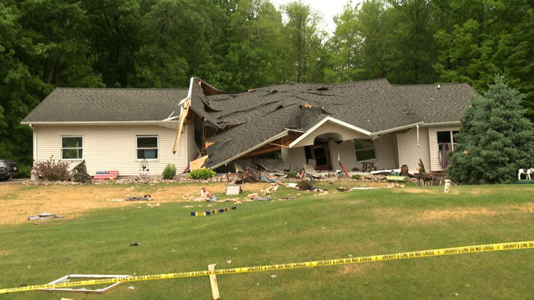 Three injured in Aniwa home explosion