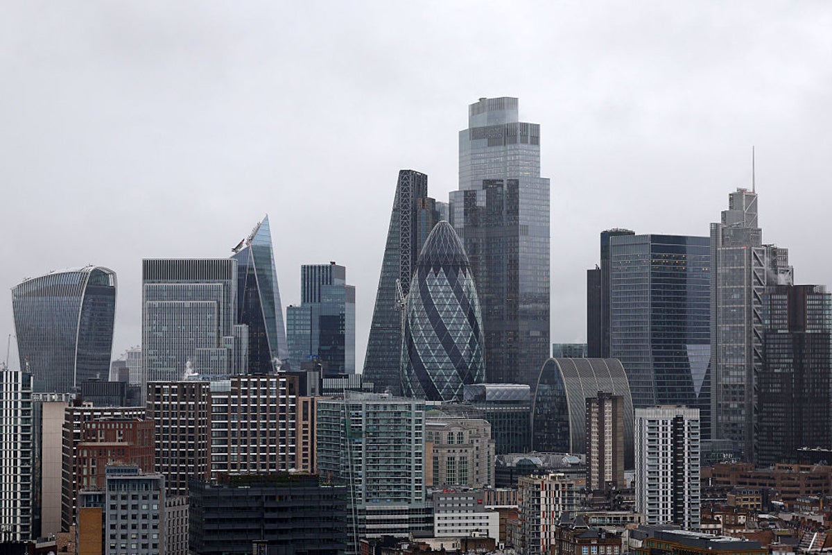 UK gender pay gap could take another 30 years to close