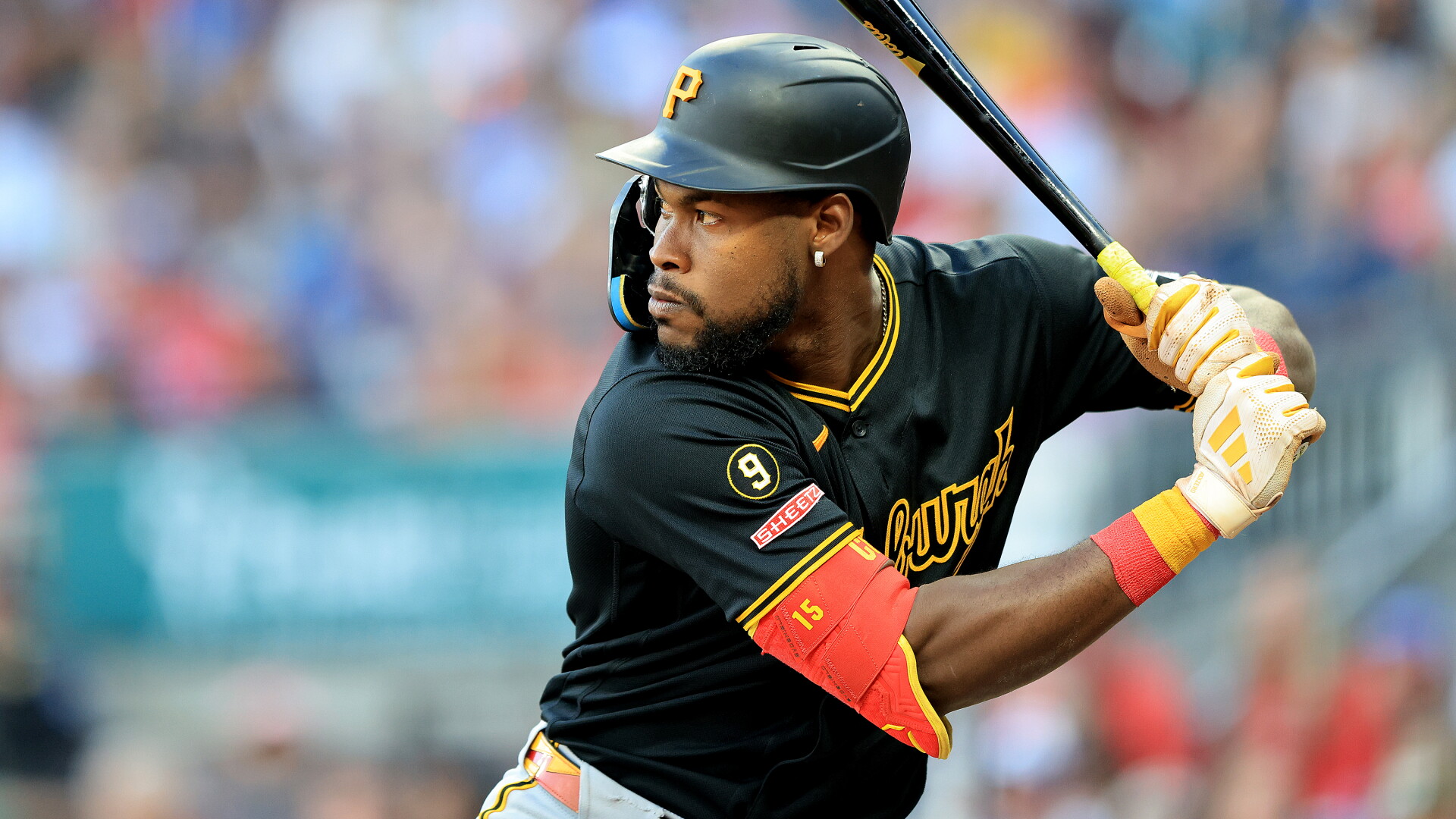 Pirates place CF Oneil Cruz on 10-day injured list with broken left hand