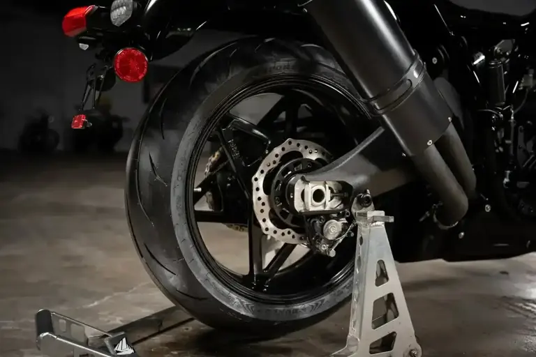Buell lancia la Cafè Racer da 200 cv. Ma non la farà