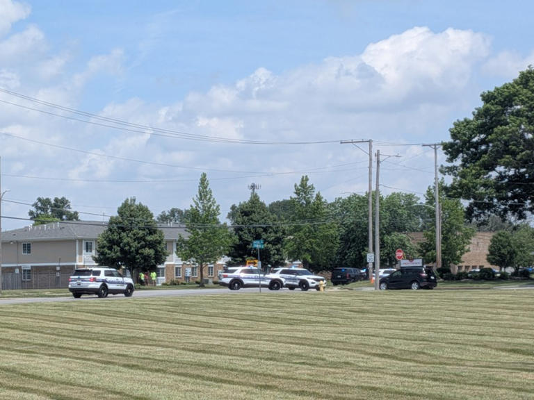 Man in custody following pursuit through Fort Wayne