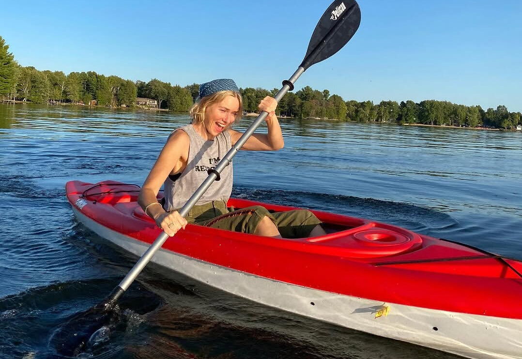 Naomi Watts's fitness approach: burpees, yoga & balanced diet in her 50s