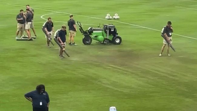 Crews dry pitch ahead of Iceland-Argentina friendly after heavy rain