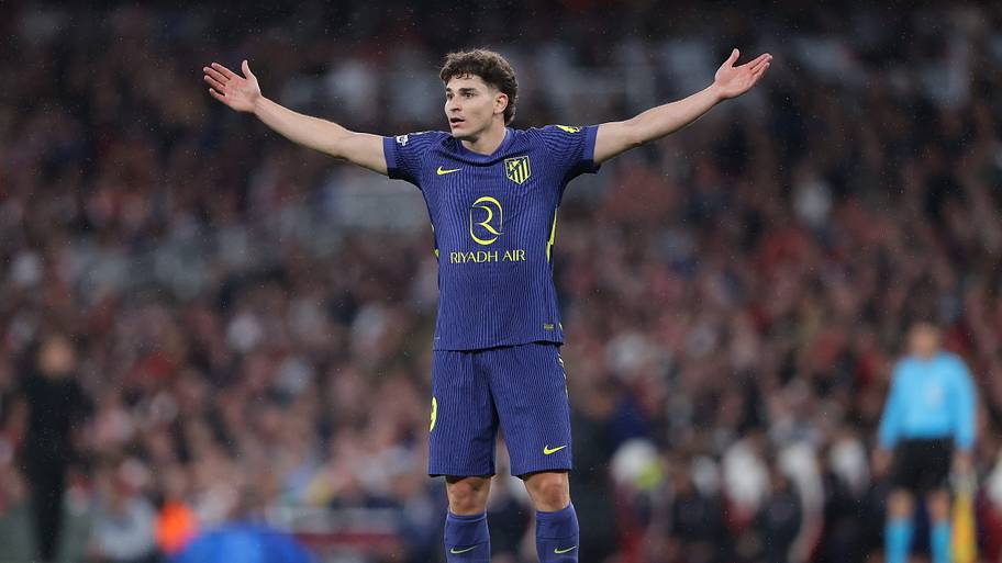 Transfer rumors: Liverpool battle Man Utd for Tchouameni; Chelsea plot ...