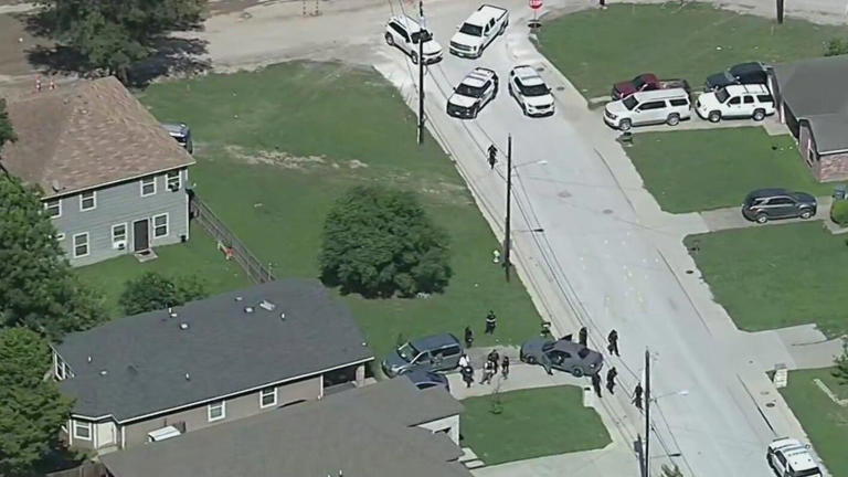 Dallas police arrest 6 suspects after random gunfire between gang members