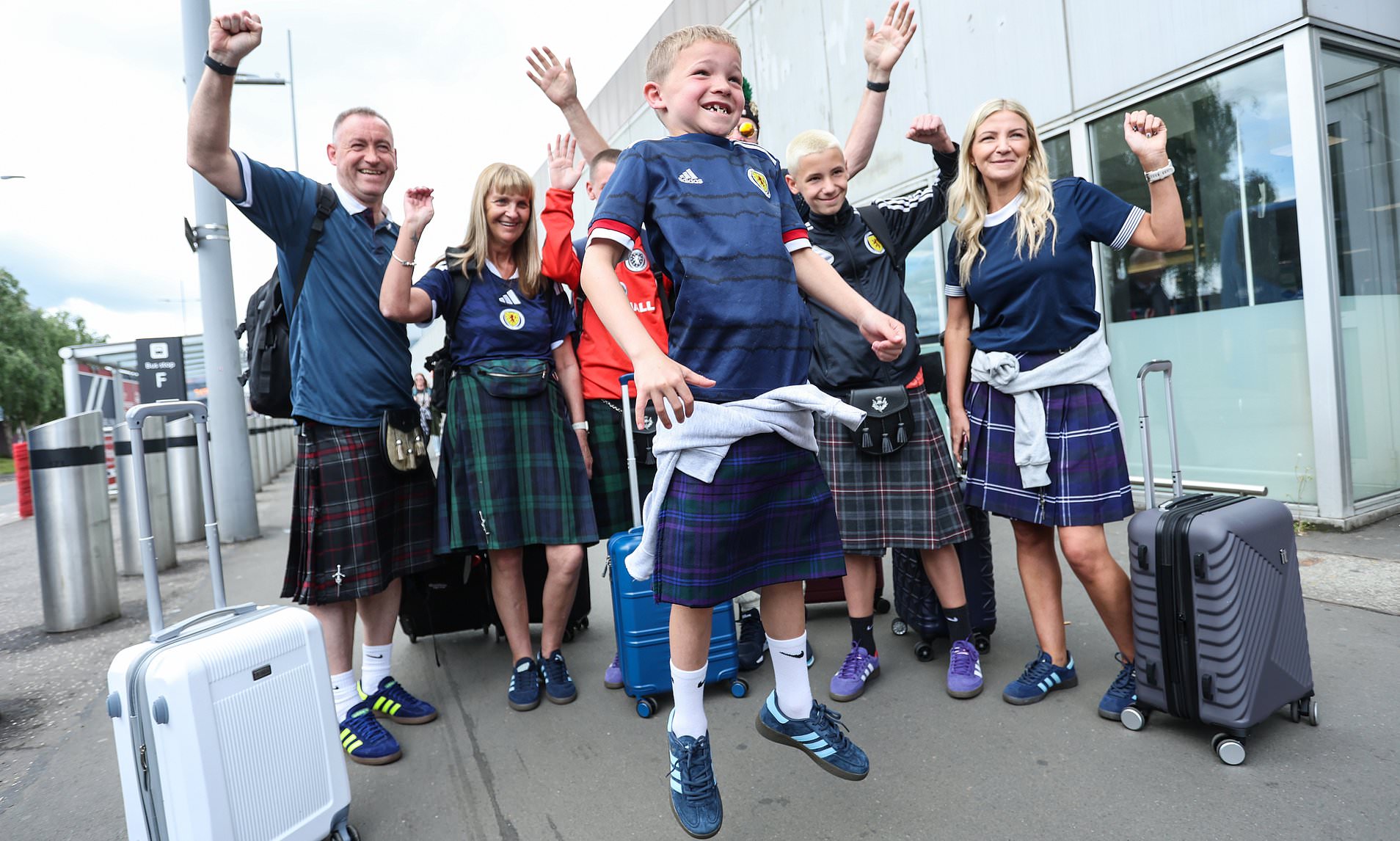 Boston glee party as hyped-up Scots fans head to US for World Cup ...
