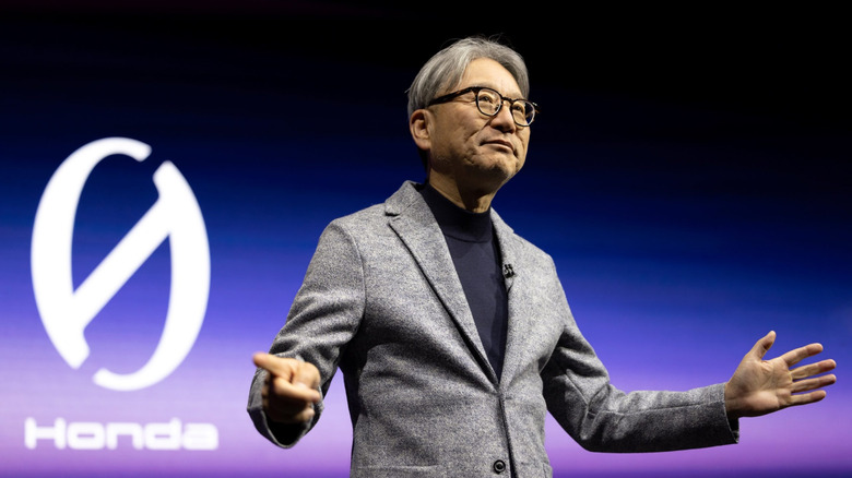 Honda's CEO refuses to resign after former executives pressured him ...