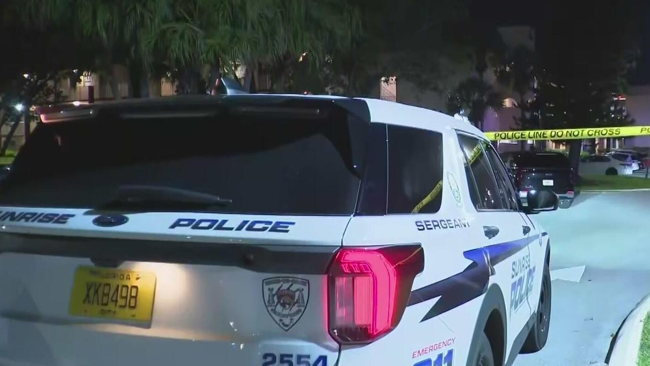1 dead, 1 in custody after a shooting at a Sunrise retirement community