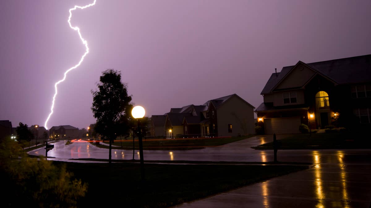 Multiday severe weather outbreak threatens 200 million Americans