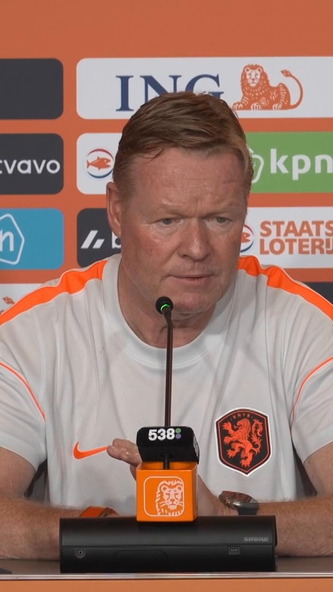 Vertical soccer WC26 Netherlands presser