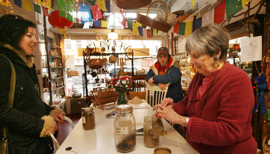Longtime downtown Olympia business will close next month, owner announces