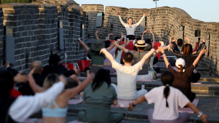 Lululemon celebrates 10 years in China with massive yoga event at the ...