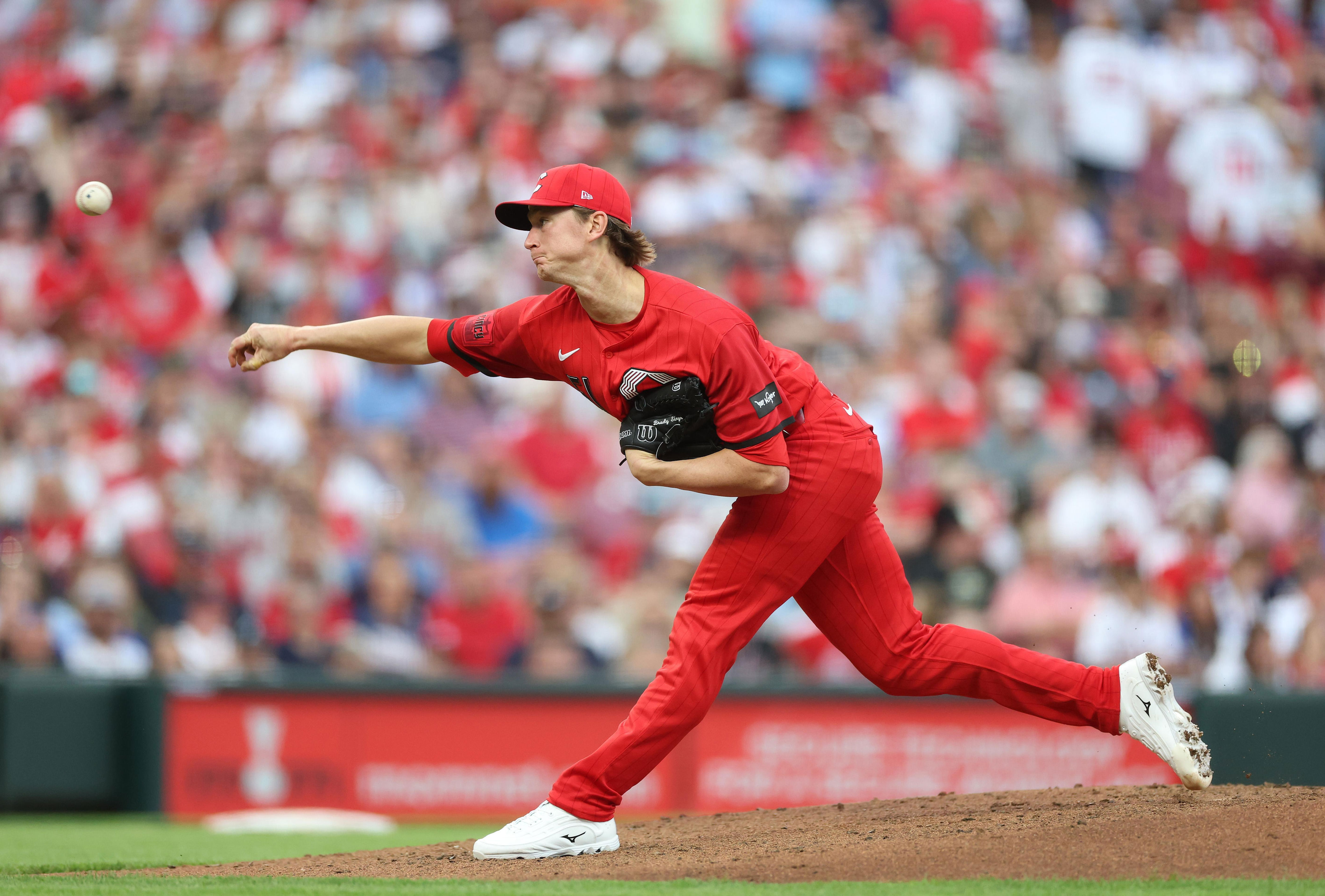 Cincinnati Reds vs. San Diego Padres – Brady Singer vs. Michael King