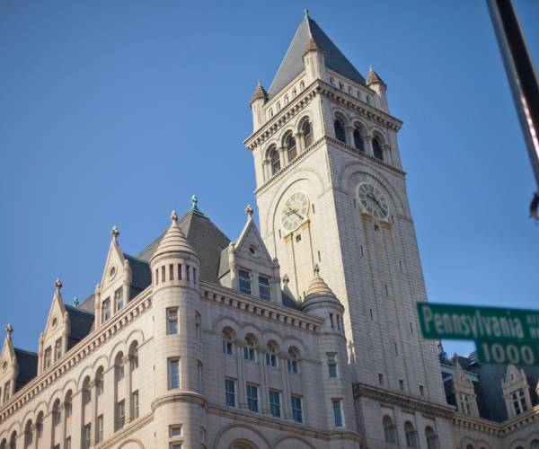 Feds sell old post office building in DC