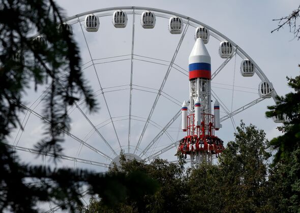 Inside Putin's twisted theme park where children can fly into air on ...