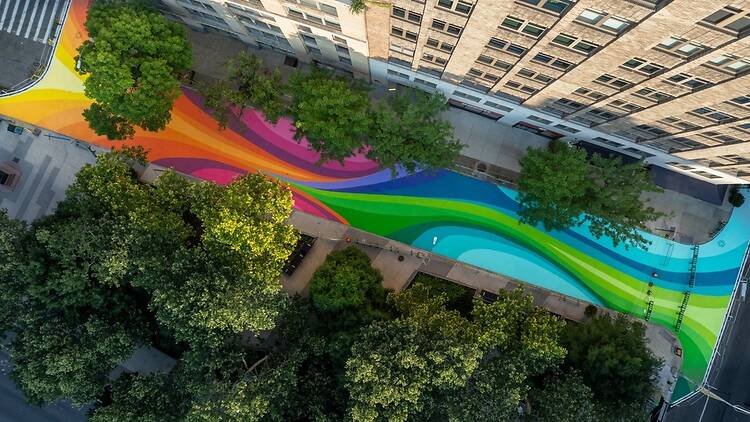 This gorgeous new street mural in Hudson Square 'flows' as pedestrians ...