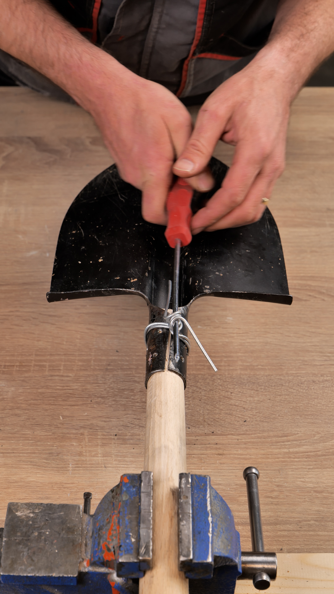 DIY shovel handle repair hack 🛠️