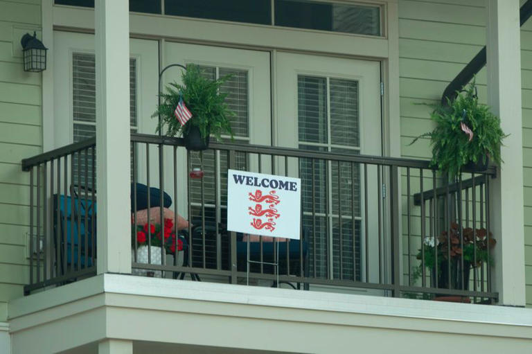 Hundreds of Americans who live near England's World Cup headquarters ...