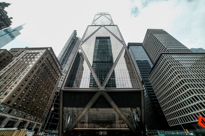 JPMorgan, Barclays, Fifth Third defeat lawsuit over missed 'red flags ...