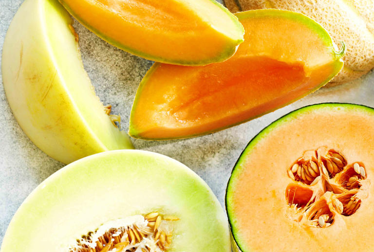 4 easy tips for picking the sweetest melons every time