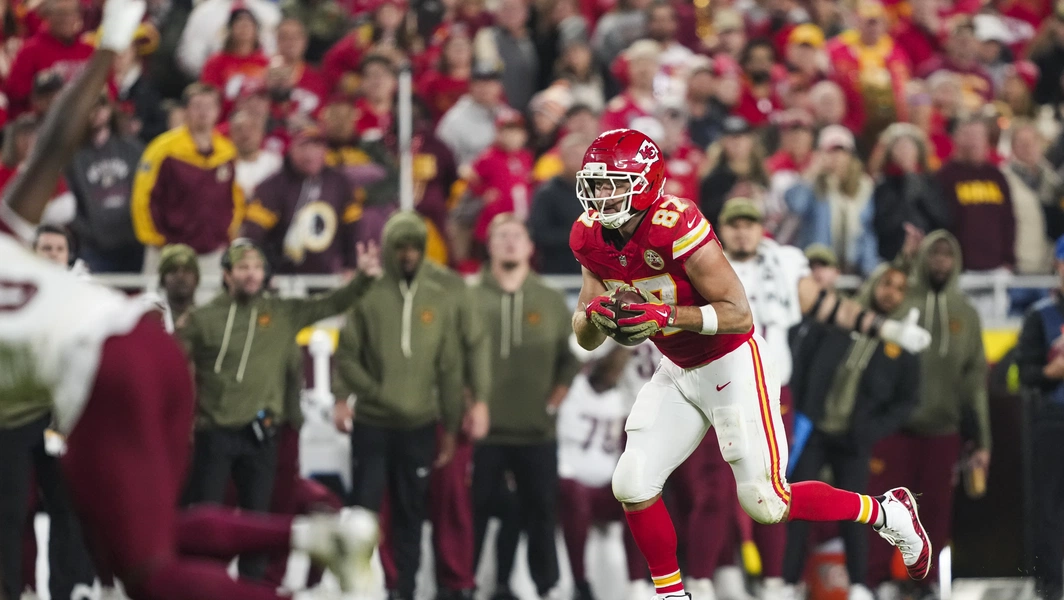 Noah Gray hails Kelce's leadership as Chiefs gear up