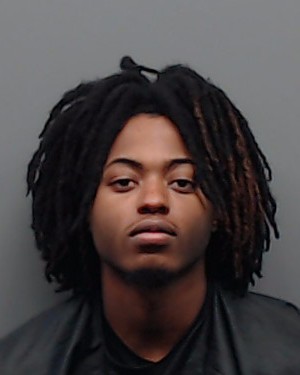 3 arrested after robbing victim at gunpoint in Tyler apartment complex