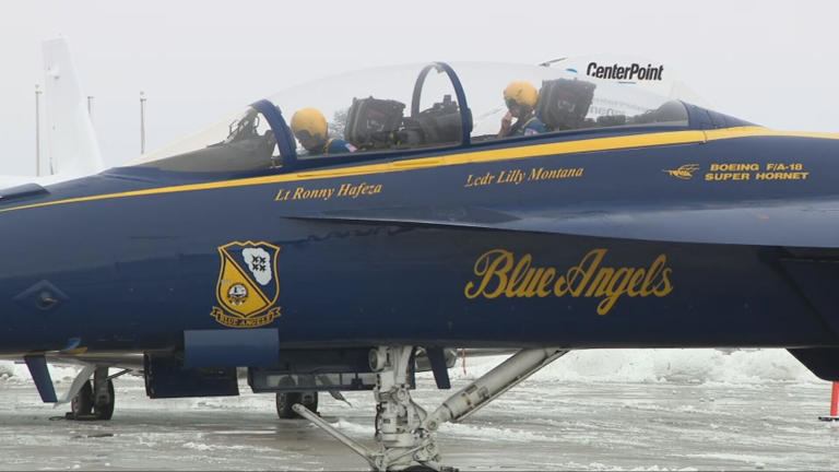 Local math teacher takes 'ride of a lifetime' as part of Dayton Air ...