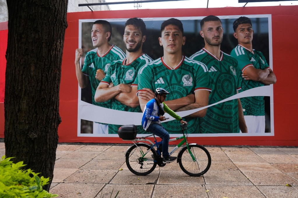 World Cup 2026: Mexico salutes a legend while Czechia is in do-or-die mode