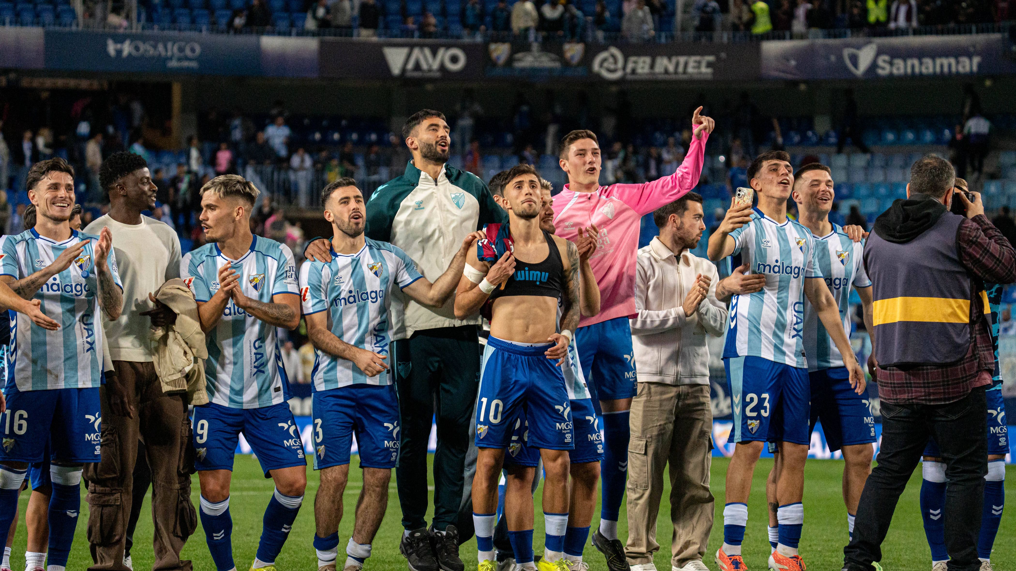 Eerste feest barst los in Málaga: promotie naar LaLiga na acht ...