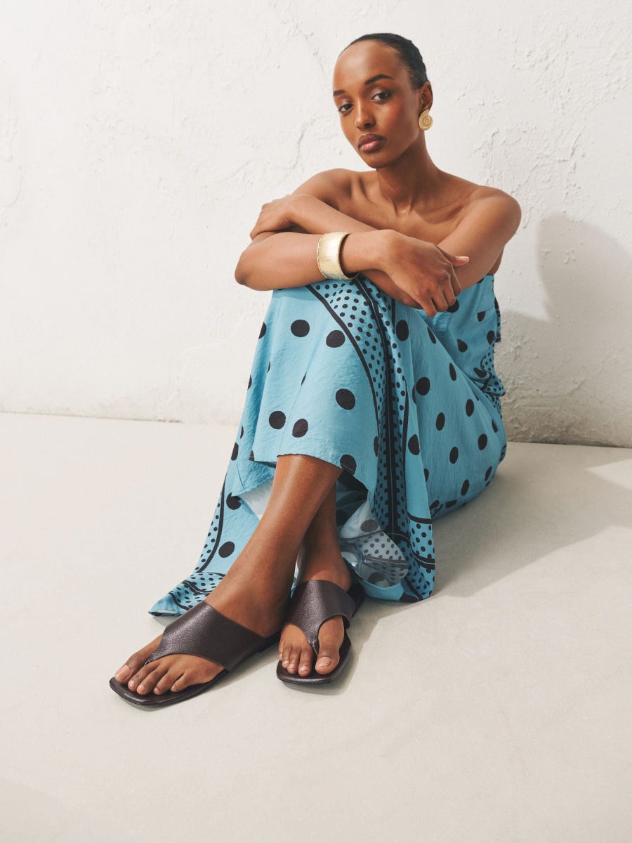 Square toe sandals are summer’s elevated shoe trend—and Old Navy has a ...