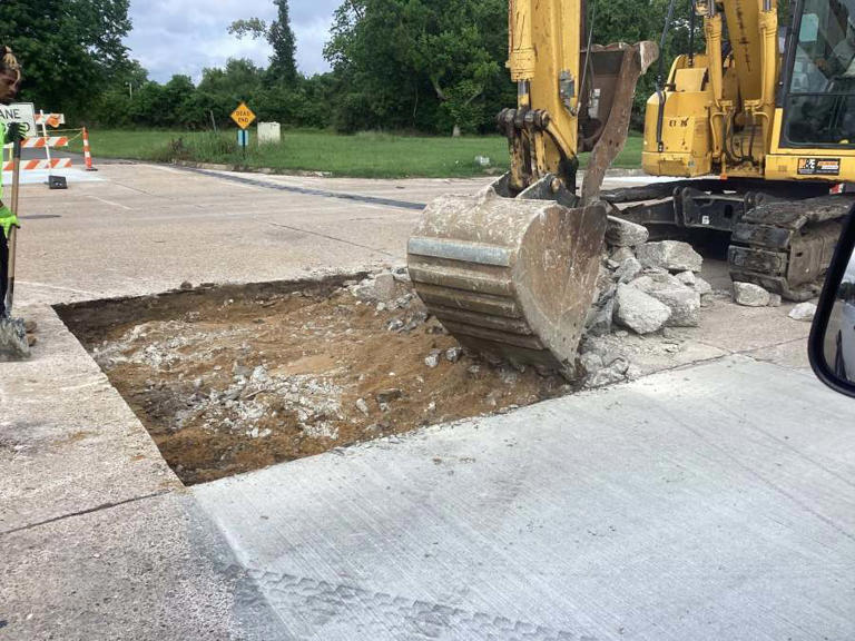 LA DOTD says work expected to continue on $9.8 million concrete project ...
